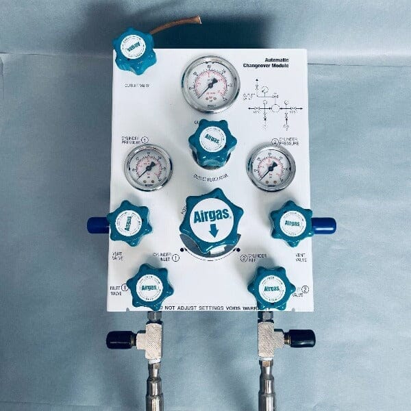 Airgas Two Cylinder Automatic Changover Panel with Long Hoses — Life ...