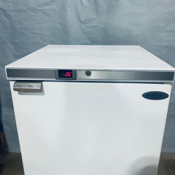 Norlake Auto Defrost -20 C Freezer 4.2 cu ft. Under Counter — Life ...