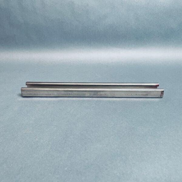 Riel de montaje sólido para canal de abrazadera Stauff de 12 in de ace ...