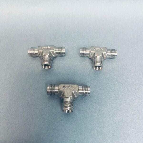 Swagelok Pipe Fitting Male Tee 1/8 in. MNPT 316 Stainless Steel — Life ...