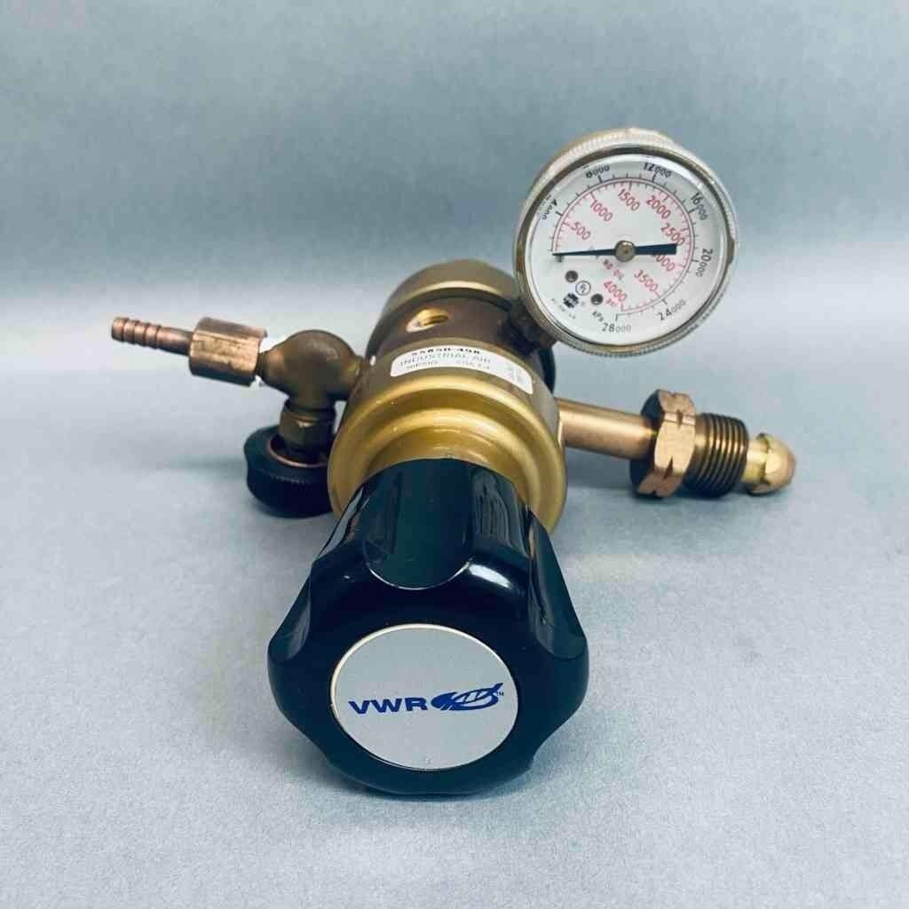 VWR Industrial Air Gas Regulator 50 PSIG with Neoprene Diaphragms ...